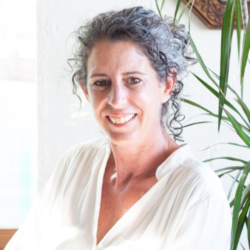 elizabeth walker | British Speakers Bureau